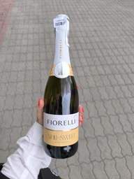 Ігристе вино Fiorelli Semi-Sweet Sparkling wine біле напівсолодке 0.75 ...