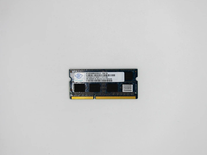Оперативная память Nanya SODIMM 4Gb DDR3 1600MHz PC3-12800 CL11 (NT4GC64B8HG0NS-DI) Б/у – фото ...
