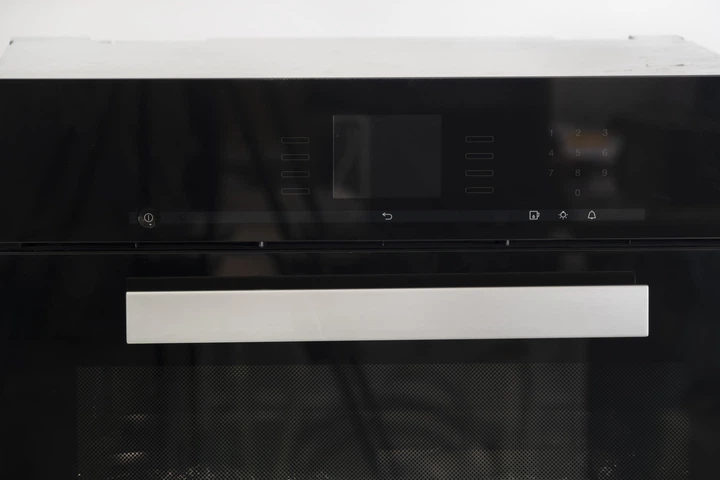 Духовка - пароварка Miele DGC 6660 3.5 кВт MultiSteam SensorTronic Б/У ...