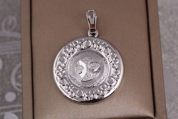 Кулон зодиак Xuping Jewelry рыбы 2.5 см серебристый от продавца ...