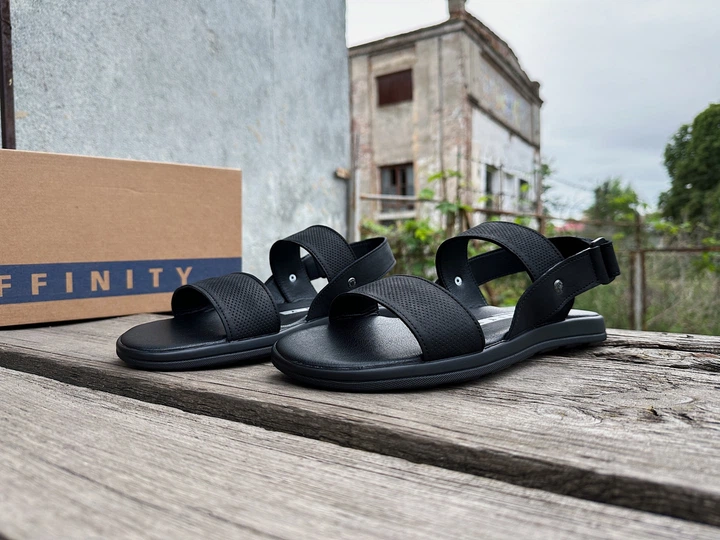 Сандалии кожаные на липучках Affinity 4204-11 44 р черные (11610170 ...