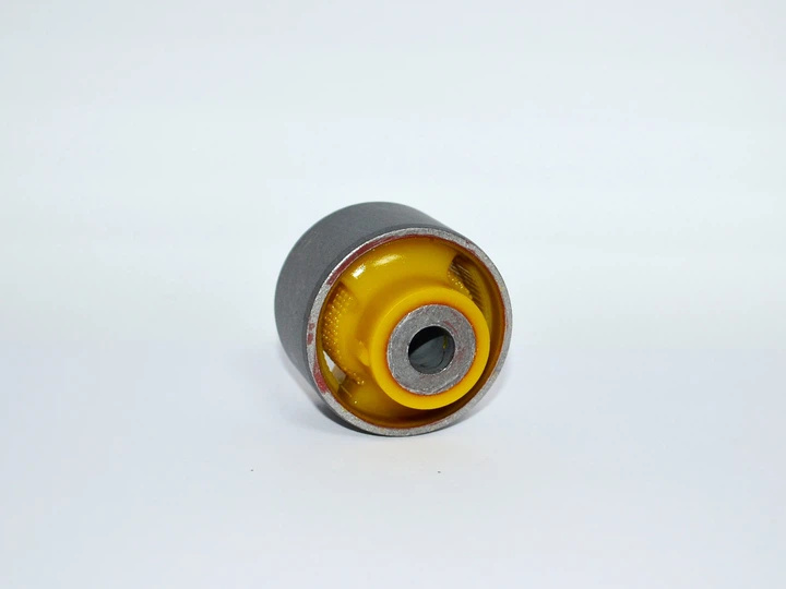 Полиуретановый сайлентблок задний переднего рычага Nissan 54501-4EA0B ...