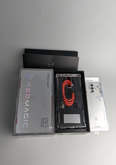 Мобільний телефон ZTE nubia Red Magic 8 Pro+ 16/512GB Transparent ...