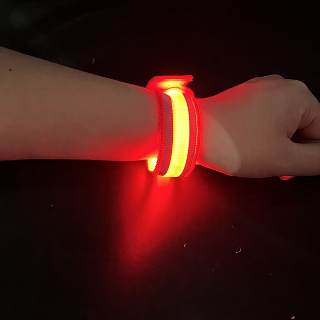 Світлодіодний LED браслет. Браслет безпеки для дітей. Червоний – фото ...