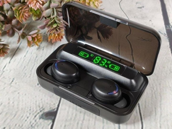 Беспроводные сенсорные наушники со встроенным Power Bank TWS F9-5 ...