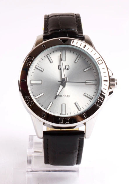 Наручные часы Q&Q Q28B-005 Серебристый/Черный Кожаный ремешок – купить онлайн на ROZETKA