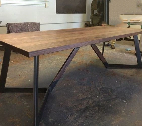 Дизайнерський Кухонний обідній стіл з натурального дерева Loft Design