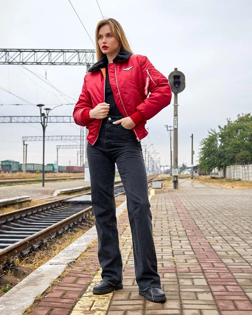 Бомбер B-15 червоний жіночий L от продавца: Alaska History – в интернет-магазине ROZETKA ...