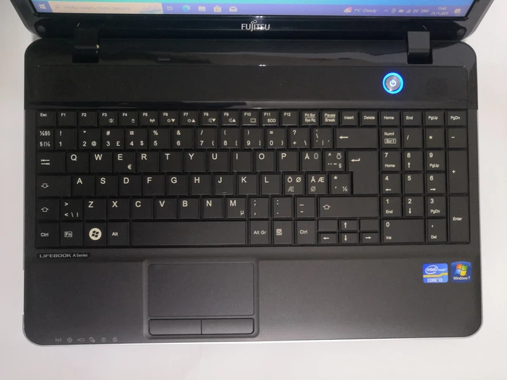 Ноутбук Fujitsu Lifebook AH531 - 15,6" (1366х768) / i3-2350M / 4gb ...