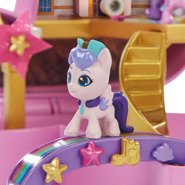 Игровой набор Hasbro Моя маленькая Пони My Little Pony Zephyr Heightst ...