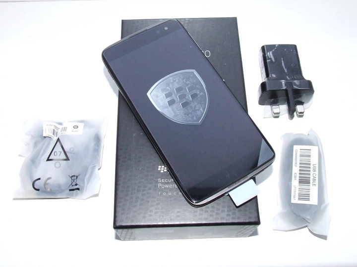 Смартфон BlackBerry DTEK60 4/32Gb Black – фото, відгуки, характеристики в інтернет-магазині ...