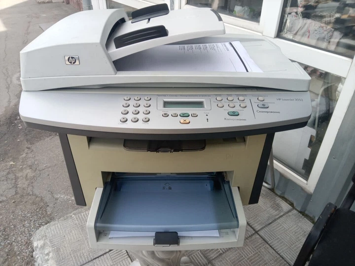 МФУ HP LaserJet 3052 / Лазерная монохромная печать / 1200 x 1200 dpi ...