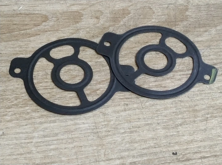 Прокладка корпуса масляного фильтра VICTOR REINZ 70-31249-00 VOLKSWAGEN ...