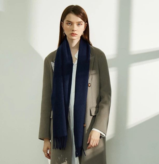 Шарф кашеміровий синій однотонний з овечої вовни теплий вузький 180 32 см з бахромою Стильні