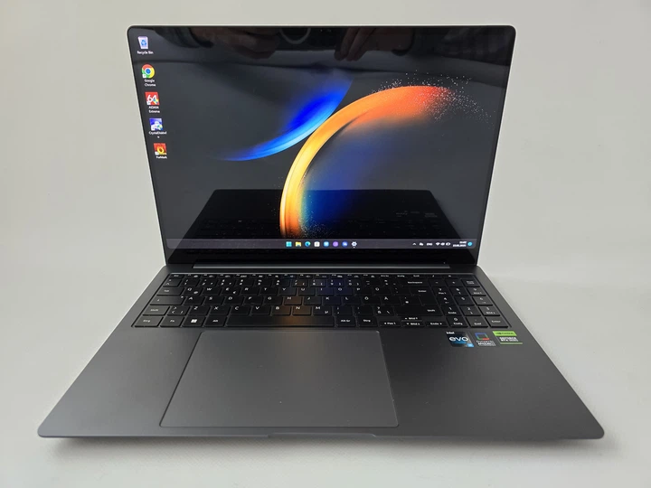 Samsung Galaxy Book 3 Ultra 16 2023 (960XFH-XA4) I9 13900H/RTX 4070/RAM ...