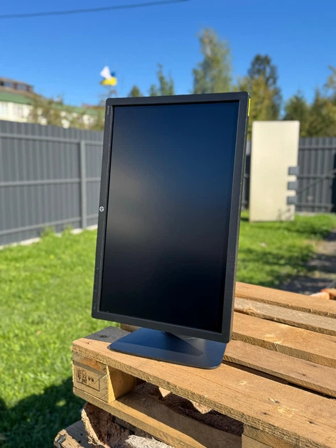 Монітор HP Z Display Z24i 1920 × 1200 пікселів (WUXGA) IPS LED 16:10 ...