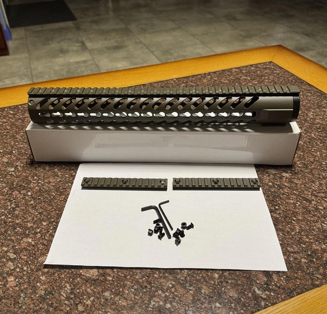 Цевьё консольное Key Mod для AR-15 Длина 42 см/40 слотов Monstrum Tactical USA Олива ...