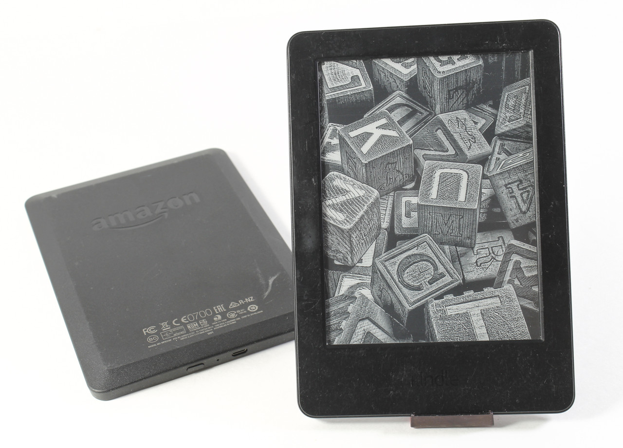 Електронна книга Amazon Kindle 7th Gen e-Reader WP63GW 4GB, Wi-Fi, 6 ...