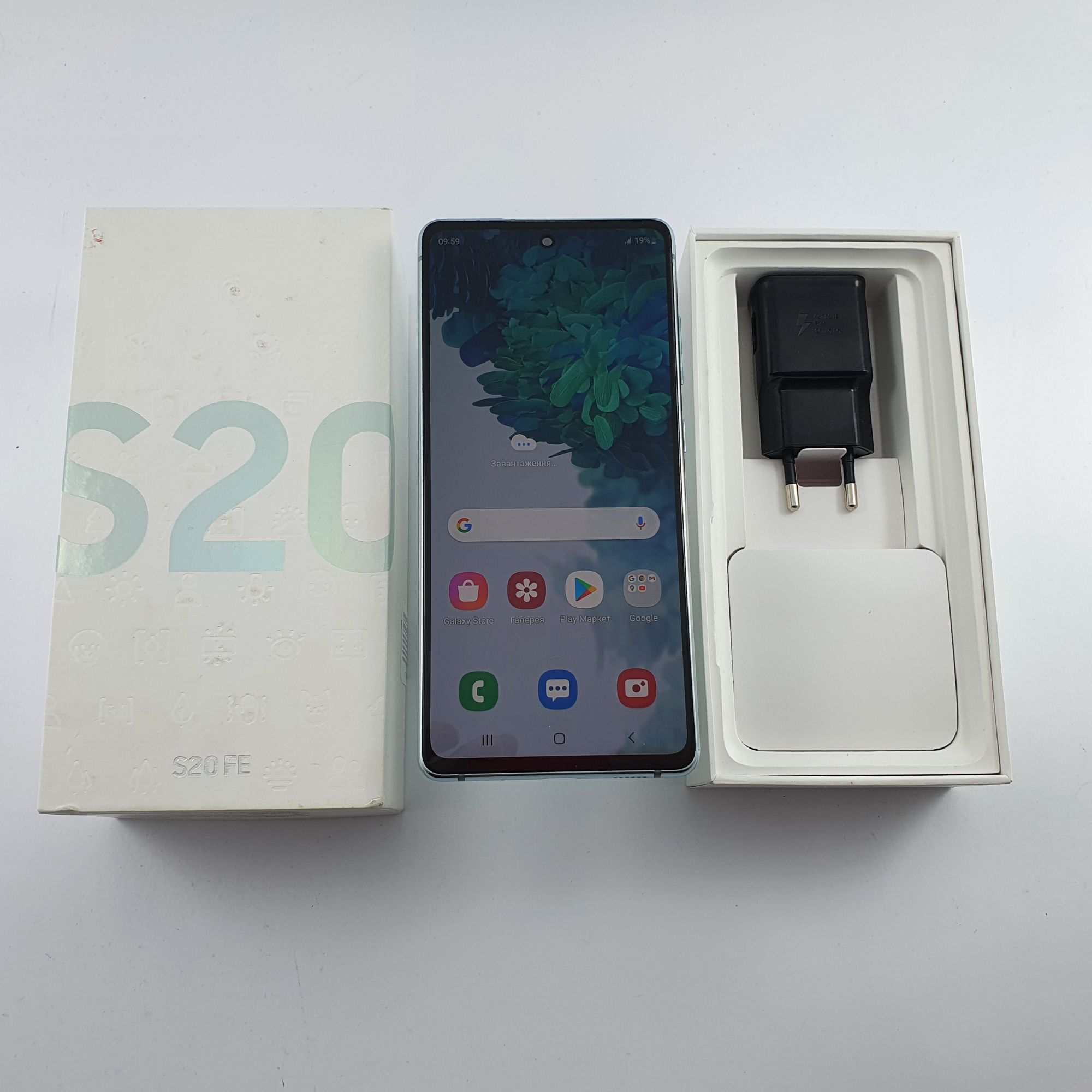 Samsung Galaxy S20 FE 256 GB Cloud Mint (2A00001773) Б/У – низькі ціни, кредит, оплата частинами ...