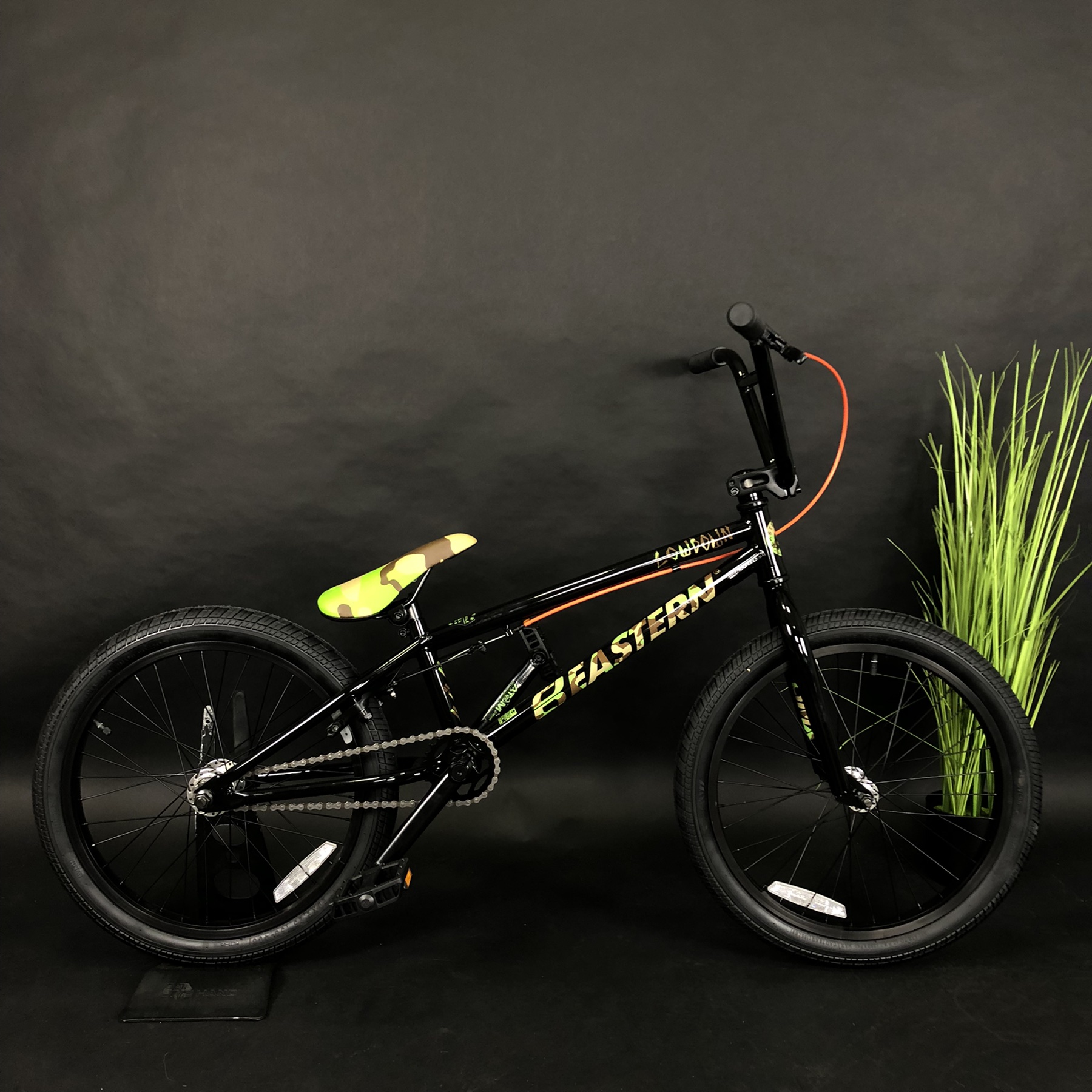 Велосипед BMX Eastern Lowdown 20", рама 20", 2020, чорний – фото | ROZETKA