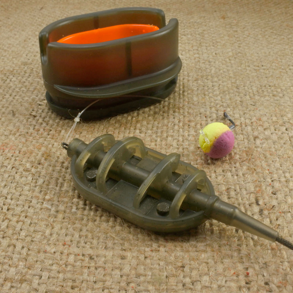 Кормушка с формой Orange Method Flat + Method Mould 40грамм – низкие ...