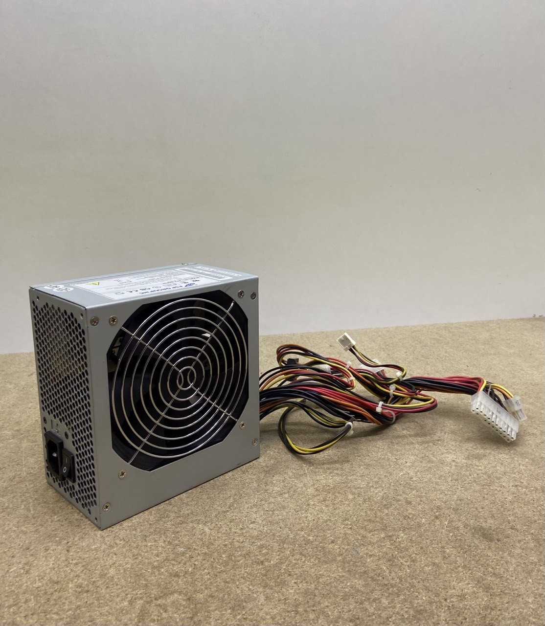 Блок питания 350W, FSP ATX-350PNF, 120mm fan, Б/У – фото, отзывы ...