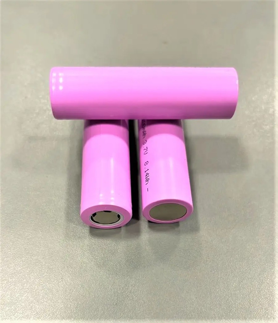 ROZETKA | Аккумулятор 18650 2200 mAh 3.7 V Pink Li-Ion купить в Киеве ...