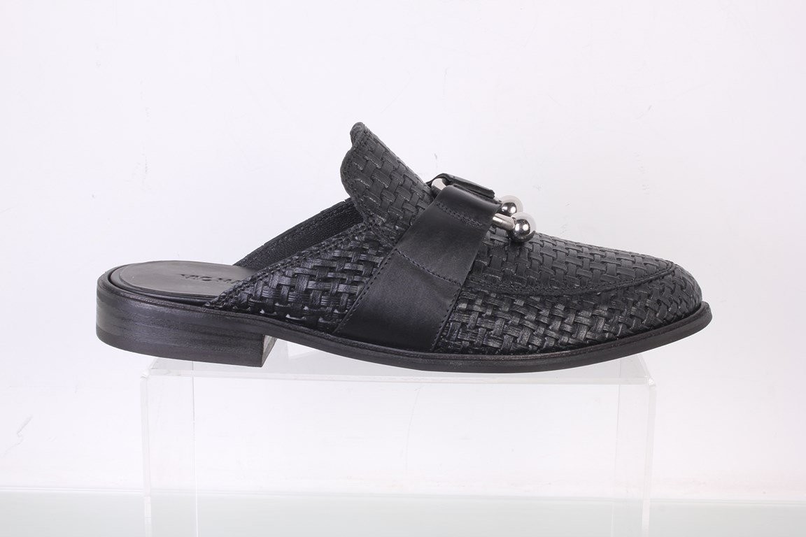 Мюли Vic Matie 1S6358DS08CNDB001 38.5 Черные (962_1) – в интернет-магазине ROZETKA | Купить в ...